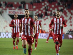 Dia Saba, Gol Sayısını 5’e Yükseltti