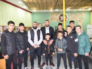 Boksör Ali Eren Demirezen, Sındırgı’ya Konuk Oldu