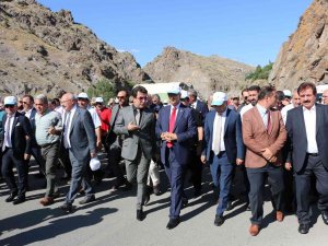 Uluslararası Tarihi İ̇spir Panayırı Başladı