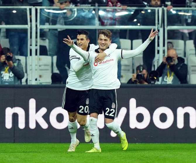 Beşiktaş Zirve Yarışında ’Var’