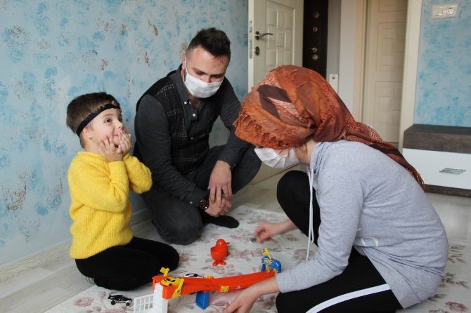 Oğlunun Kulaklarına Kavuşmasını İsteyen Baba: “Mustafa Efe’nin Yardım ...
