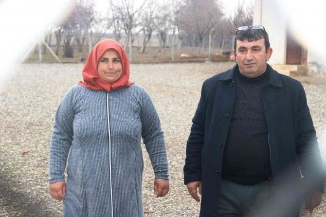 Diyarbakır’da Kırsal Mahallenin ‘Tek Kadın Muhtarı’ Koltuğu Eşinden Aldı