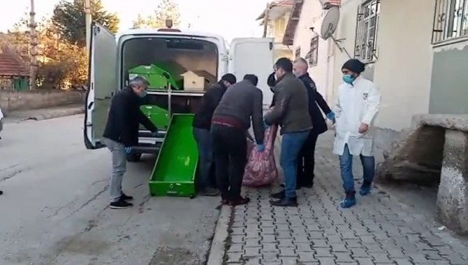 İ̇zinden Dönmeyince Şüphelendiler, Cansız Bedeni Bulundu