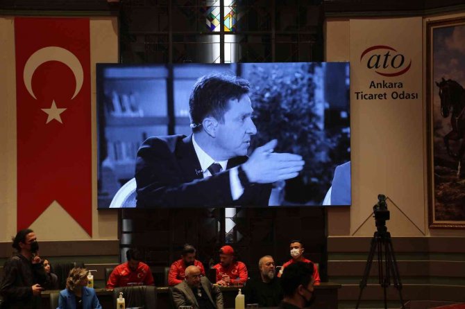 Batuhan Yaşar’a Meslekte Vefa Ödülü