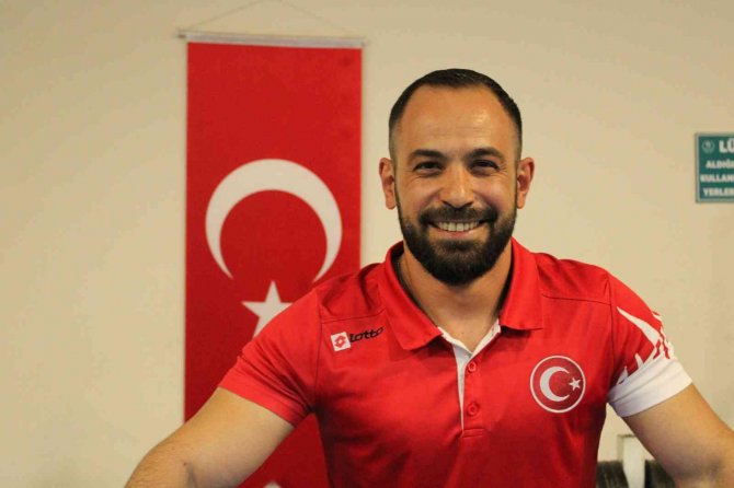 Bileklerini Dünya Şampiyonası’na Hazırlıyorlar