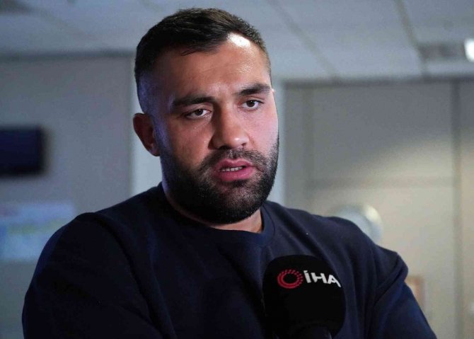 Ali Eren Demirezen’in Hedefi Altın Kemer