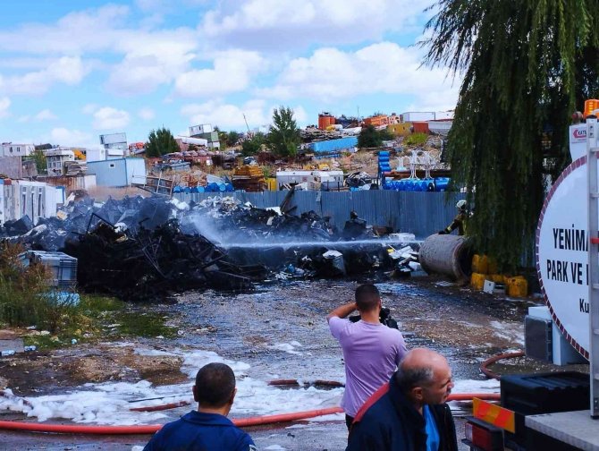 Başkent Hurdacılar Sitesi’nde Yangın