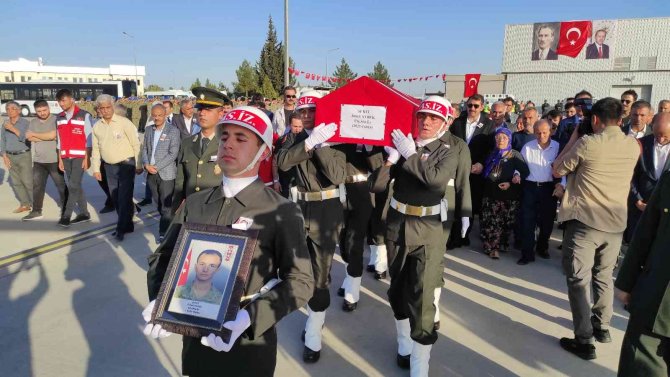 Şehit Asker Törenle Memleketine Uğurlandı