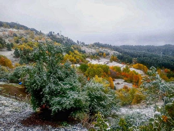 Artvin’de Kar Yağışı Sonrası Yüksek Kesimler Beyaza Büründü Artvin’de Kar Yağışı Sonrası Yüksek Kesimler Beyaza Büründü