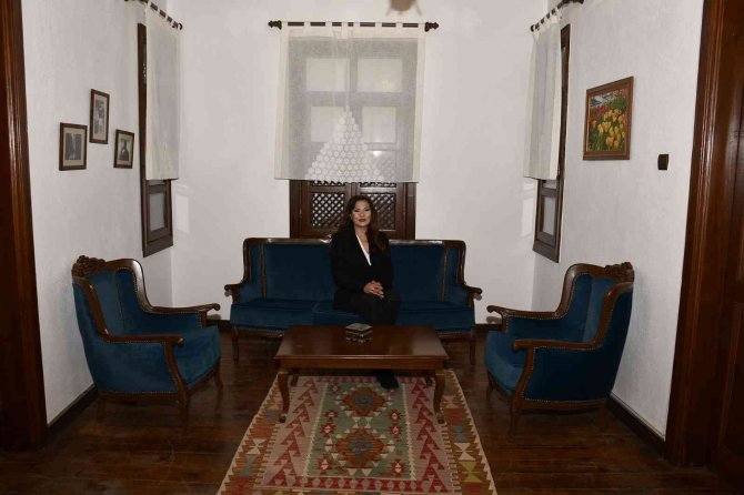 Çalıkuşu Feride, Yuvaya Döndü