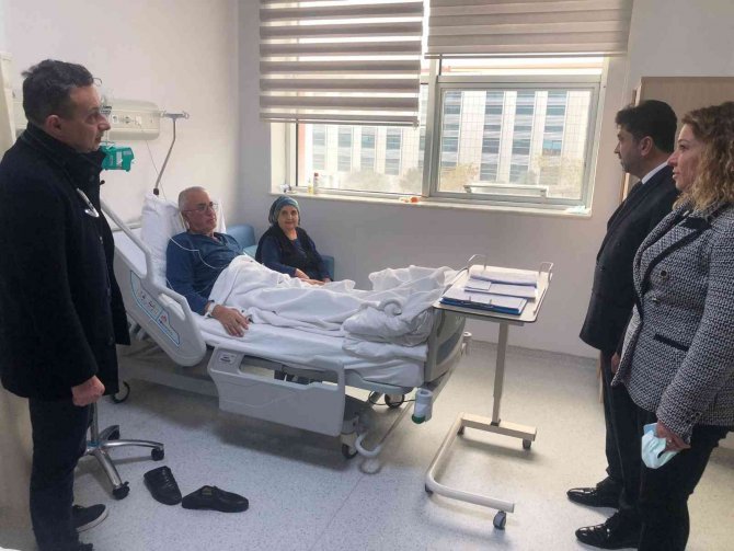 Rektör Aldemir, Kardiyoloji Servisi’ndeki Çalışmaları Yerinde İnceledi