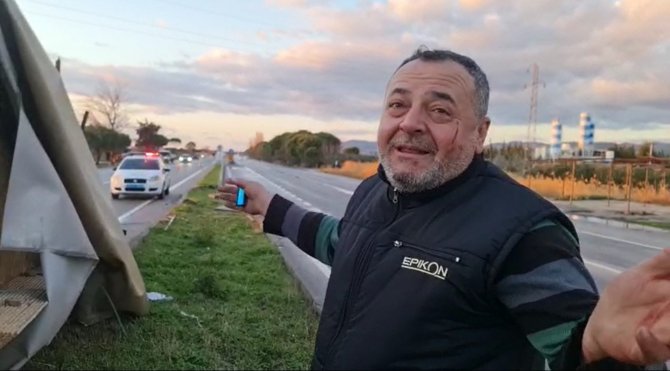 Tır Şoförü Kazadan Hemen Sonra Araçtan Böyle Çıktı