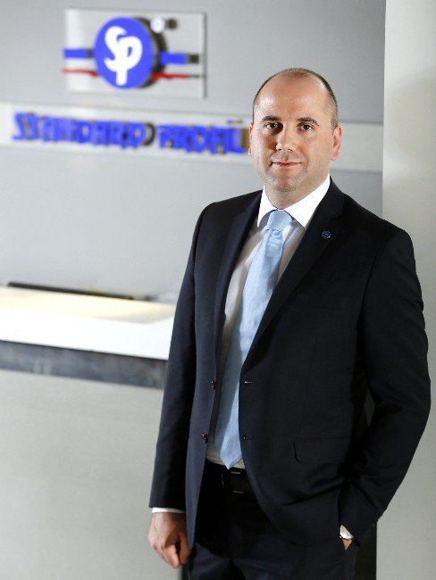 Standard Profil’e İki Önemli Transfer